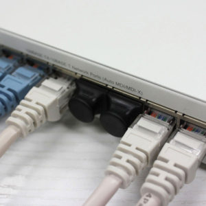 RJ45ジャックポートダストカバー 1000個入り CDC-BK-1000P – タローズ株式会社 TAROS Co., Ltd.
